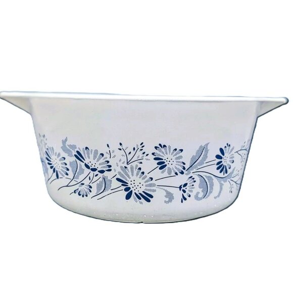 Corningware | Kitchen | Vintage Pyrex Blue Cornflower 5quart Baking ...